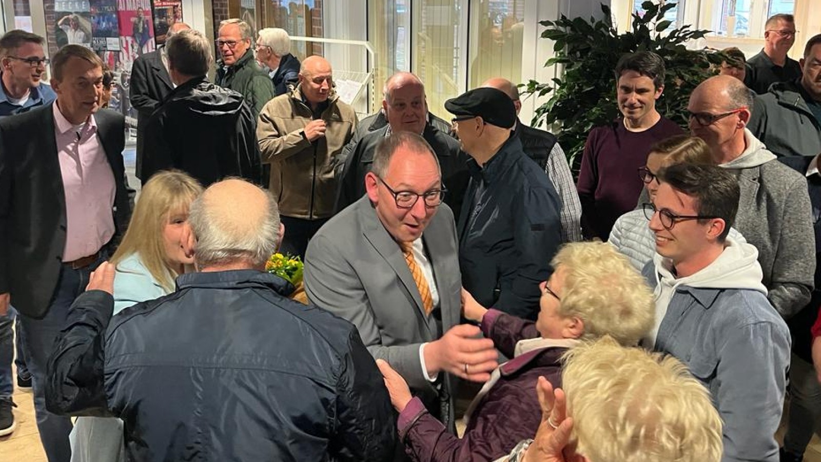 Rees: Sebastian Hense (CDU) gewinnt die Bürgermeisterwahl
