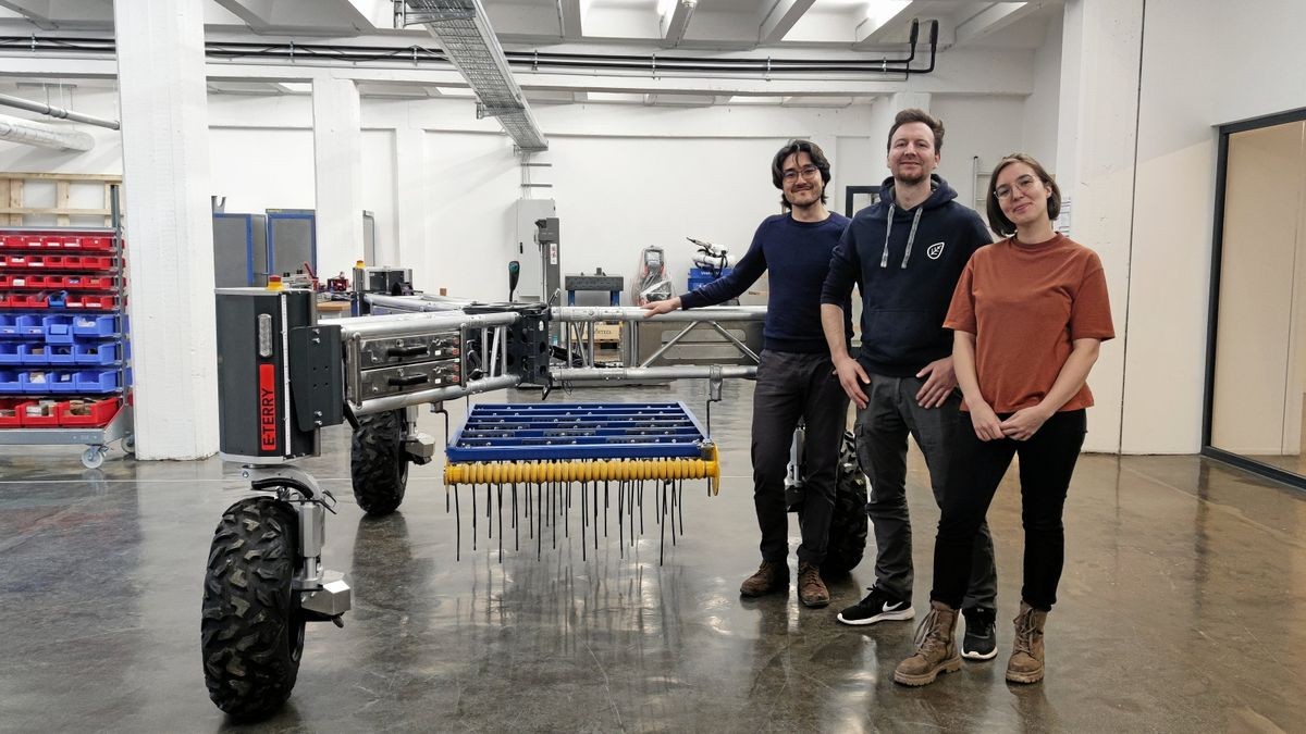 „E-Terry“ aus Erfurt: Landwirtschaftsroboter räumt Gemüsefelder auf