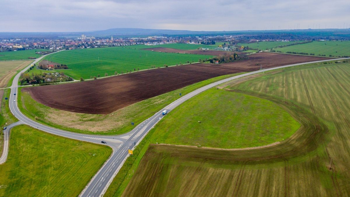 Bauarbeiten: Luftbilder zeigen Megaprojekt der B 247