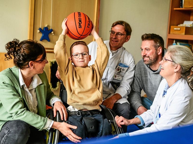 Seltene Erkrankung: Anton (6) hat „Spinale Muskelatrophie“