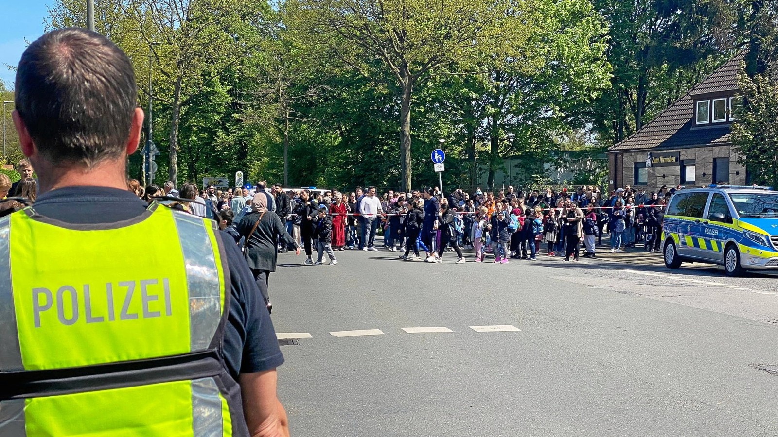 Gelsenkirchen: Einsatz nach Amok-Alarm an Schule beendet
