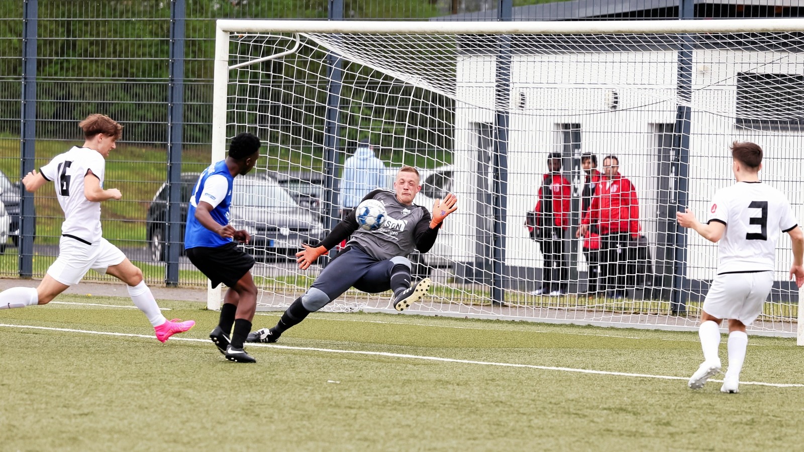 ASSV Letmathe gewinnt Kellerduell in Deilinghofen