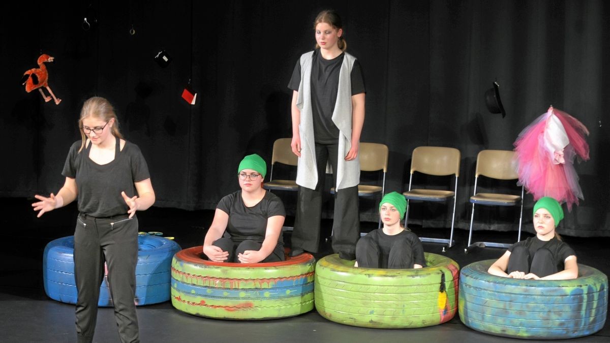 Sechs, die sich in Gerstungen nur mit Vögeln befassen