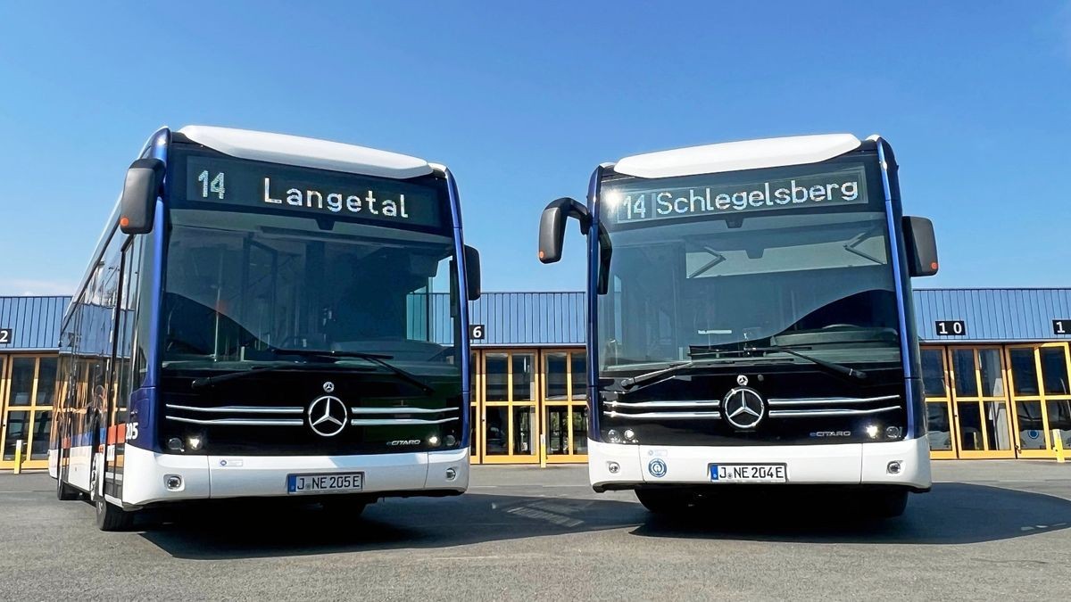 Zwei neue E-Busse starten in Jena in den Linienbetrieb