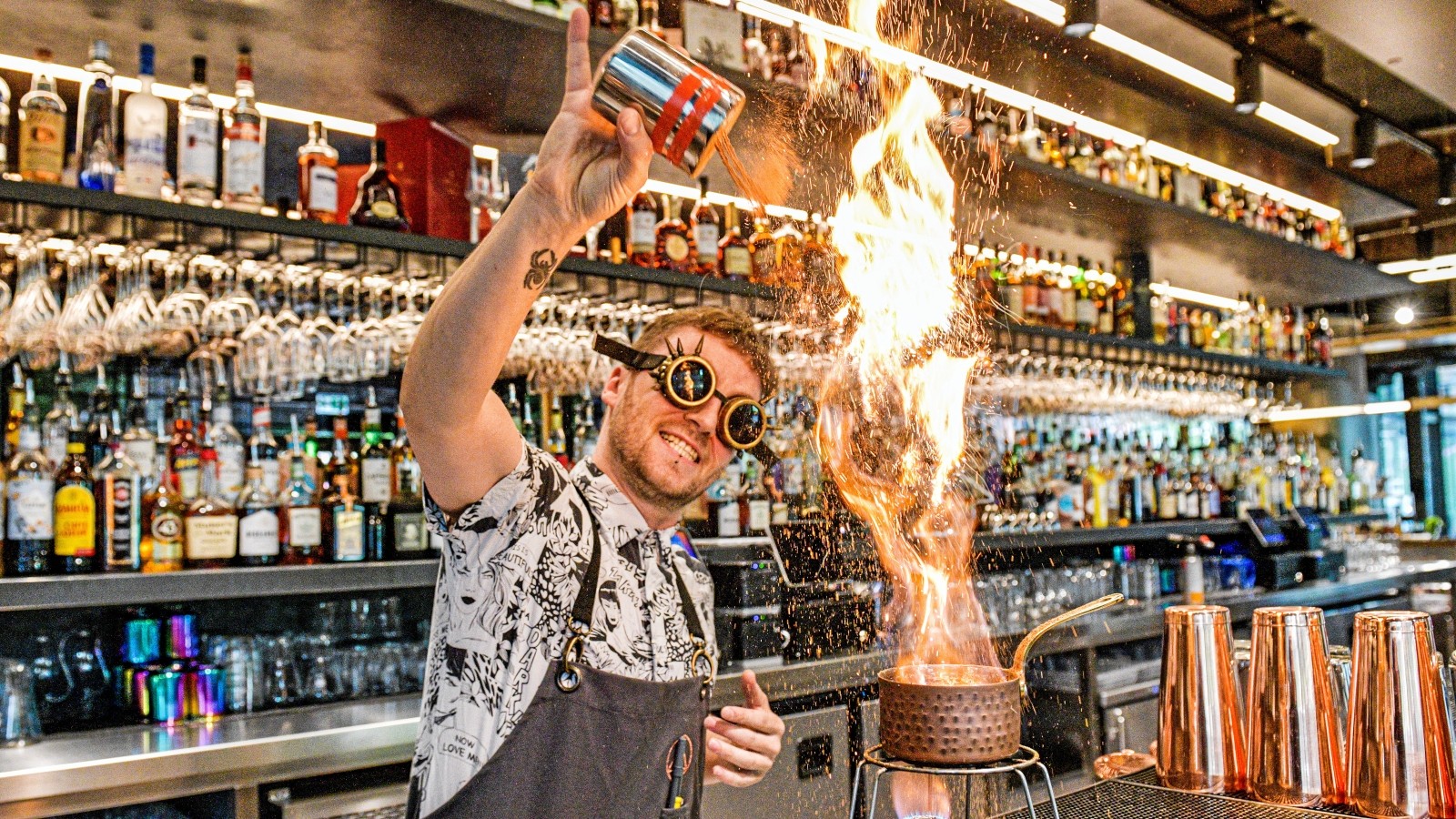 The Alchemist“: Cocktail-Magie am Potsdamer Platz