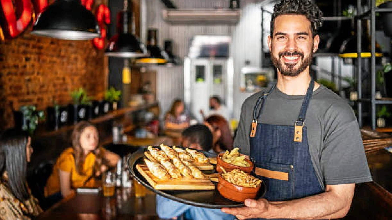 Restaurants Hamburg: Mit App günstiger Essen gehen – lohnt sich das?