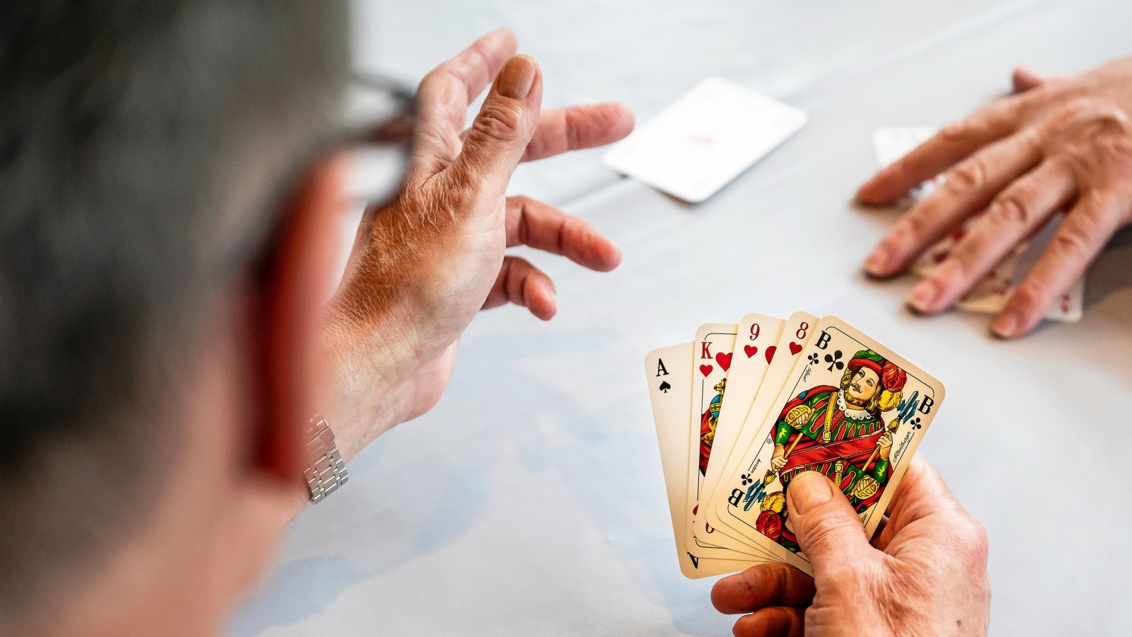 Skat in Duisburg: „Bergheimer Buben“ spielen in der Oberliga