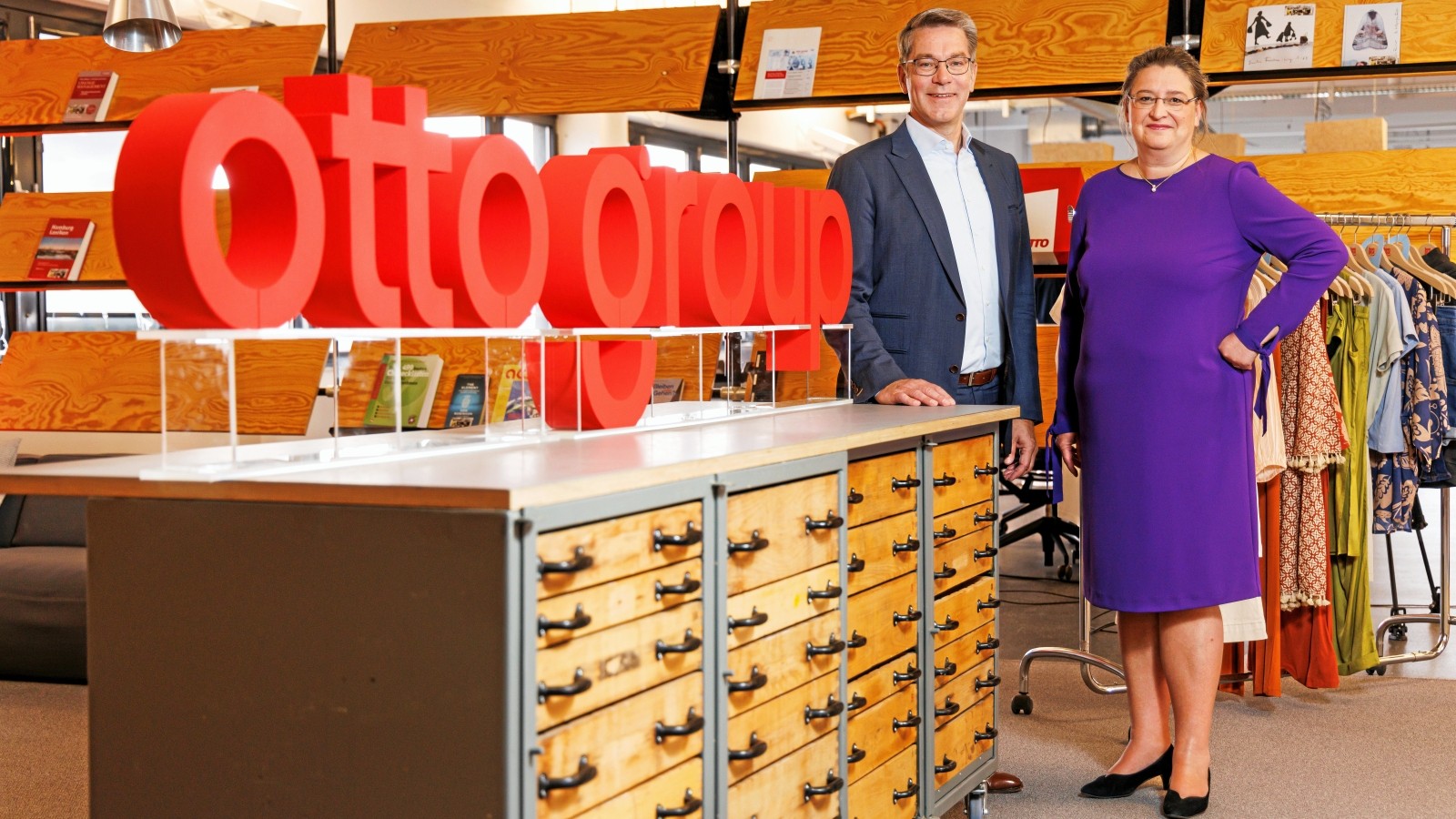 Otto Konzern erhöht Löhne: So viel mehr verdienen Mitarbeiter jetzt