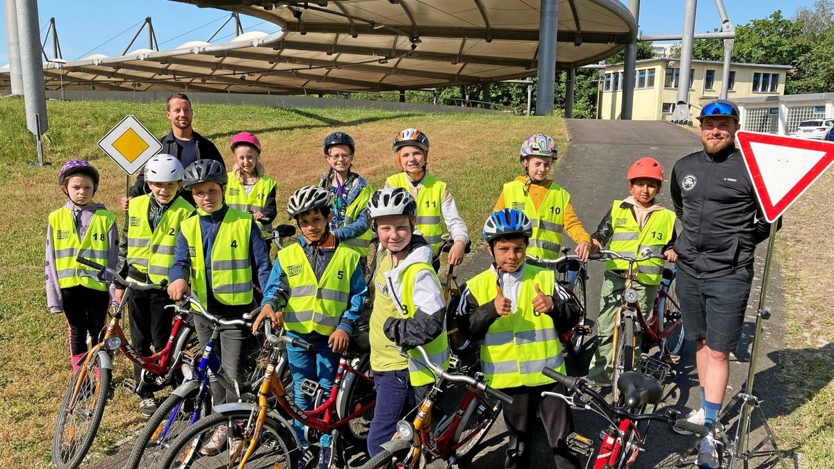 Selbstbewusst im Sattel: Erfurter Schüler trainieren beim RSC Turbine ...