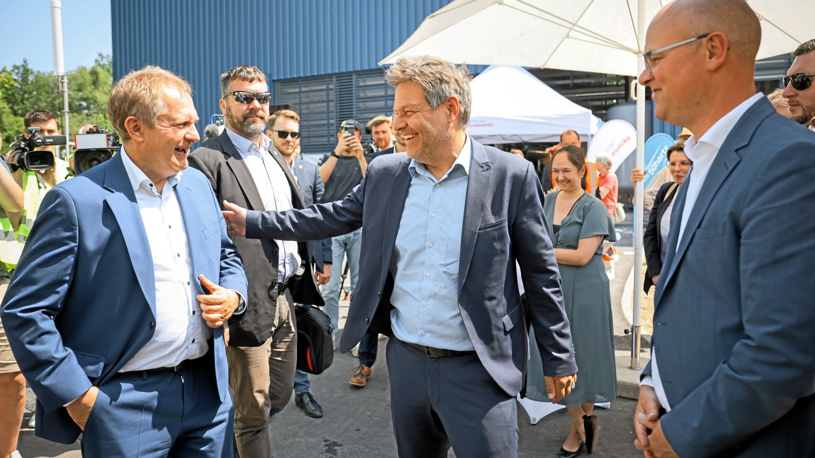 Robert Habeck lobt Energiewende in Wedel: „Sonst gab es oft Ärger hier“