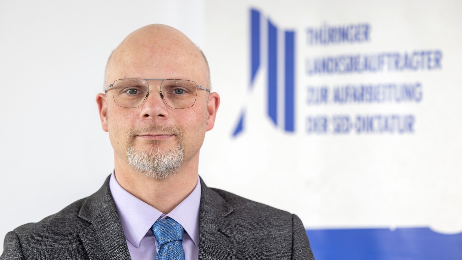 Neue Tafel erinnert an den Jenaer Schlosser Alfred Diener