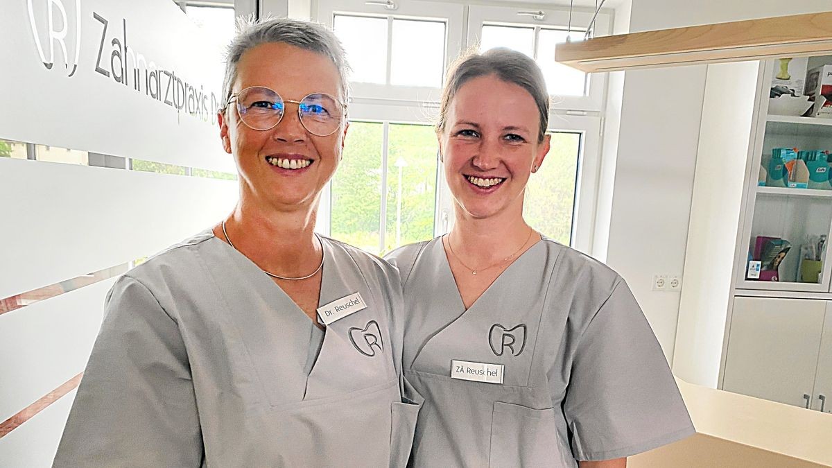 Kindergartenkinder besuchen Nöbdenitzer Zahnarztpraxis