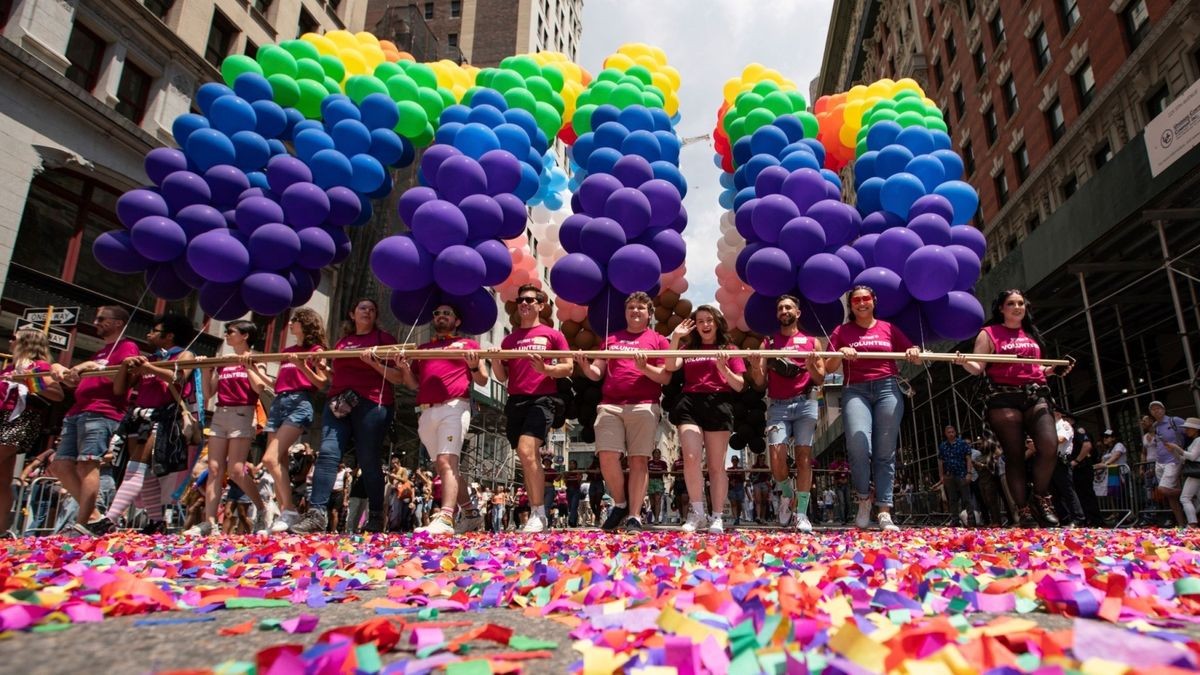 Hunderttausende bei Pride-Paraden in den USA