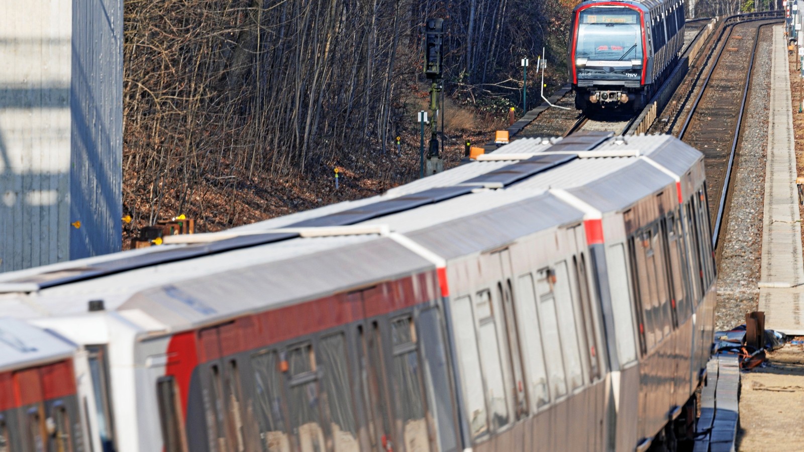 Hochbahn Hamburg: U1 fährt nach stundenlanger Sperrung wieder