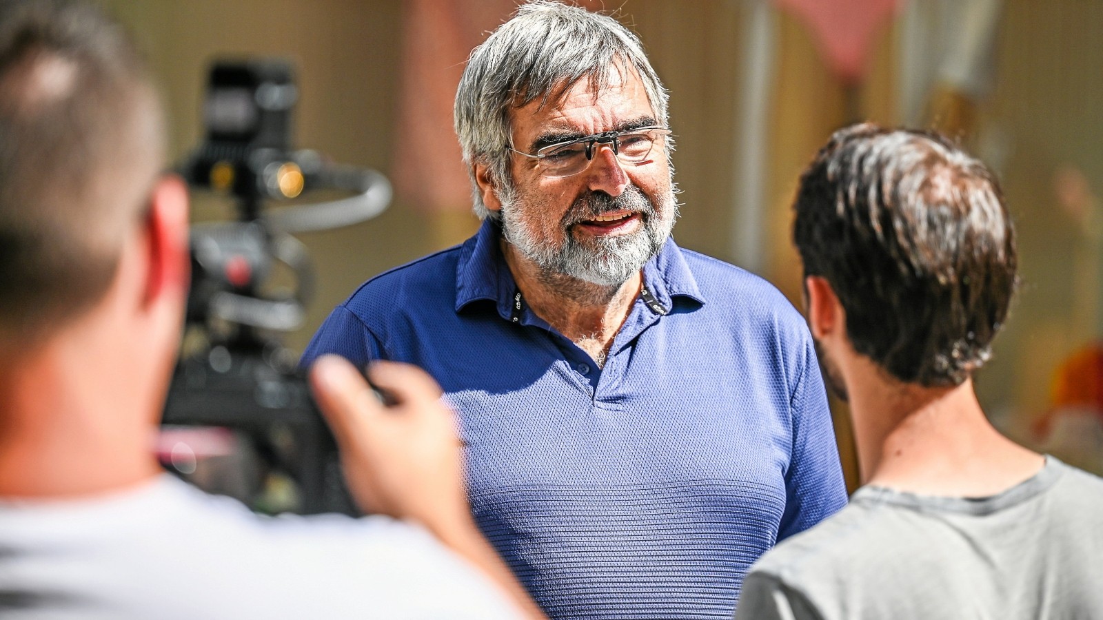 Kabarett-Ikone Volker Pispers zum Filmdreh in Mülheims City