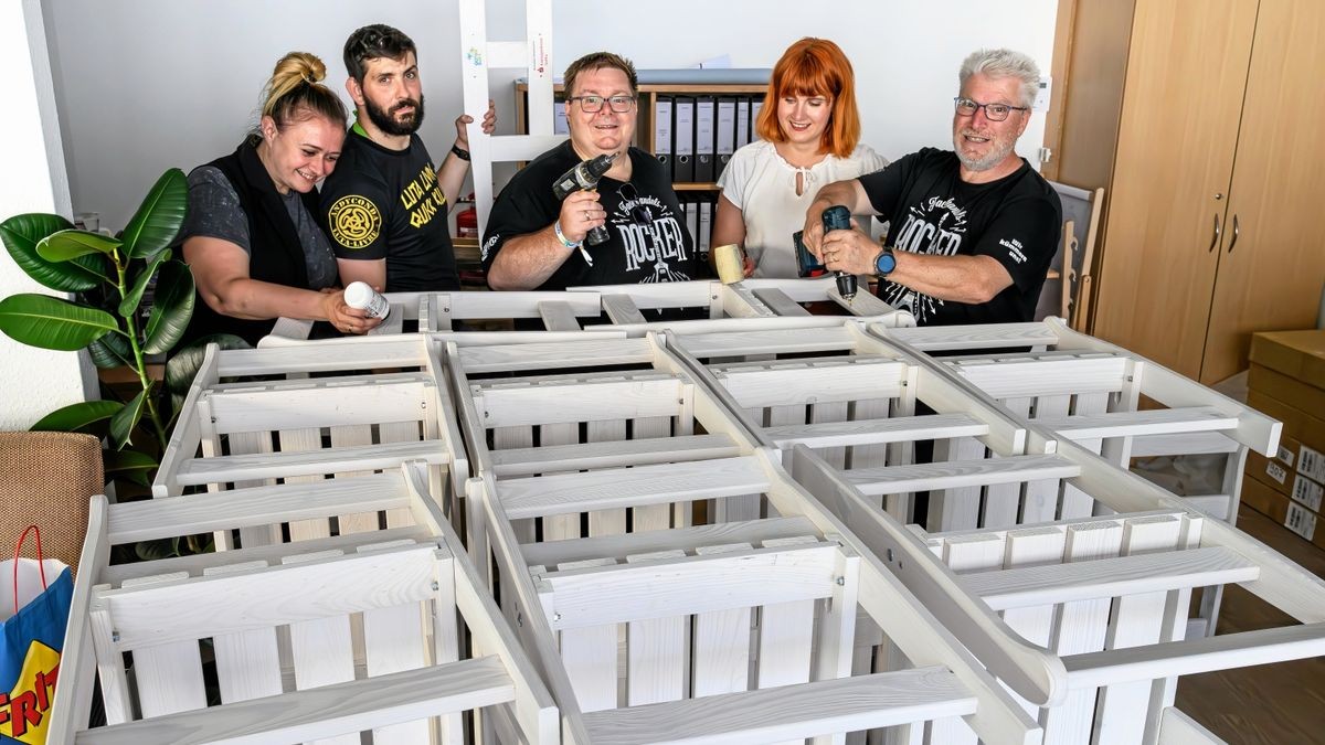 Neue Friesenbänke für die Innenstadt