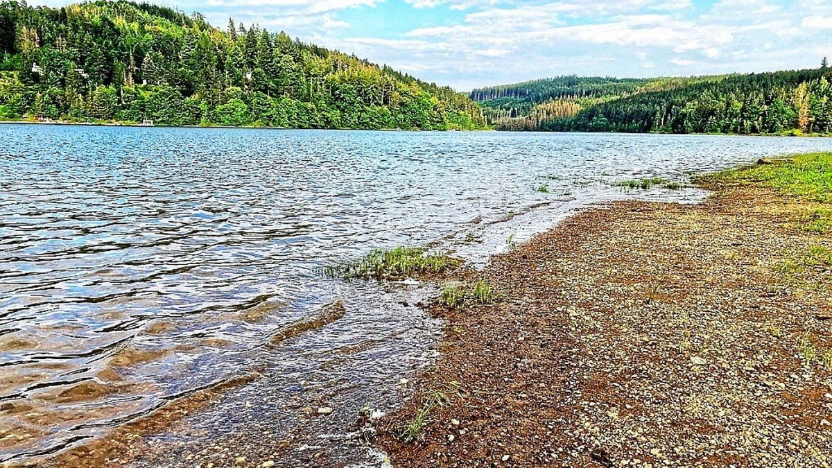 Saalburg-Ebersdorf auf Sommerwanderung von Röppisch nach Kulm