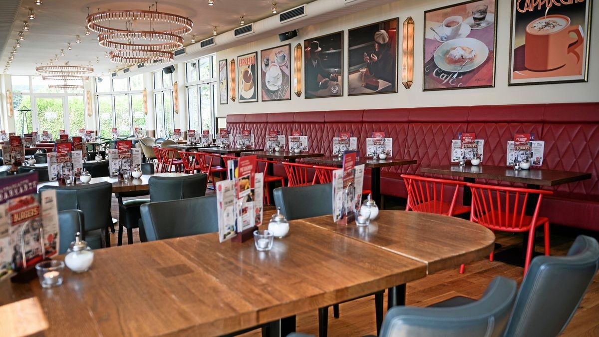 Café Extrablatt am Baldeneysee in Essen hat wieder geöffnet