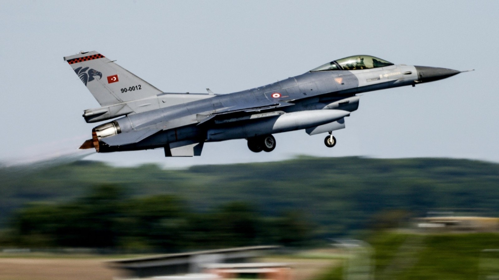 Ukraine braucht bis zu 80 F-16-Kampfjets