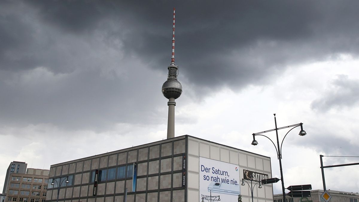 Wetter in Berlin heute: Sturm-Ausläufer bringen Regen – Am Samstag ...