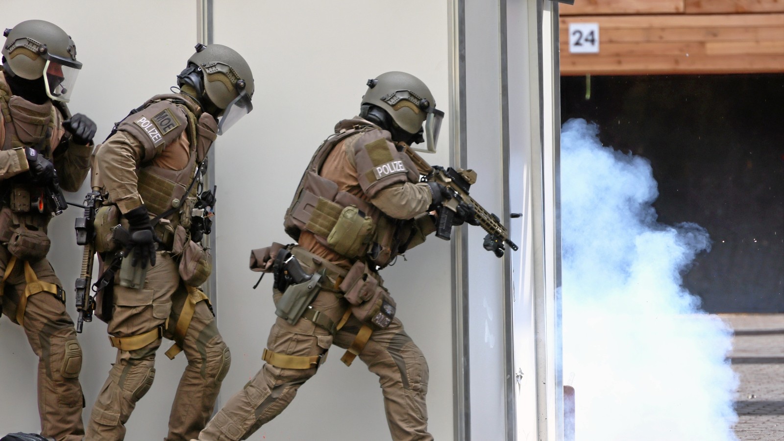 Mann droht im Streit mit Waffe: SEK-Einsatz in Jena