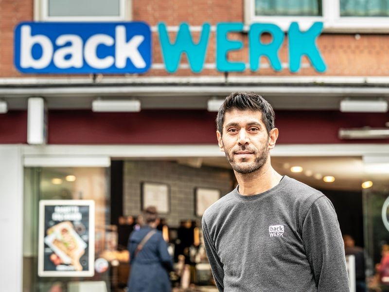 Moers/Wesel: Warum Backwerk-Chef Walid Geflüchtete einstellt
