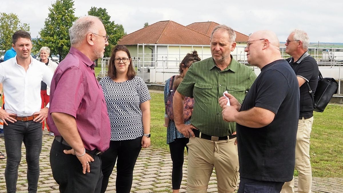 Minister Stengele in Großneuhausen: „Demokratisierung der Energiewende“