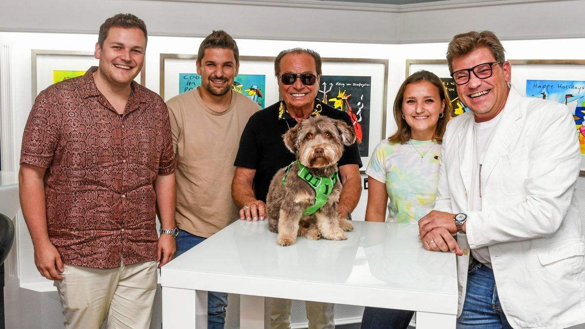 Die Walentowskis: Die schrille Galeristenfamilie der Promis