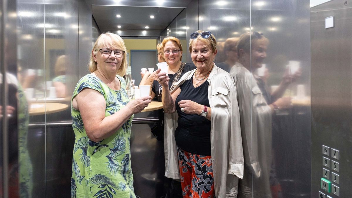 Thieder neun Monate ohne Fahrstuhl - Ein Haus im Ausnahmezustand