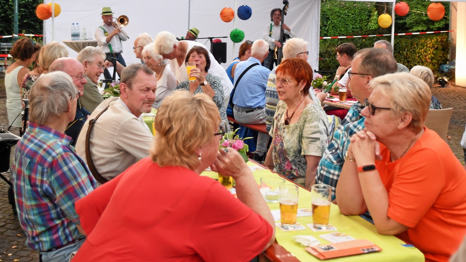Kultur im Gewölbekeller Letmathe feiert unter freiem Himmel
