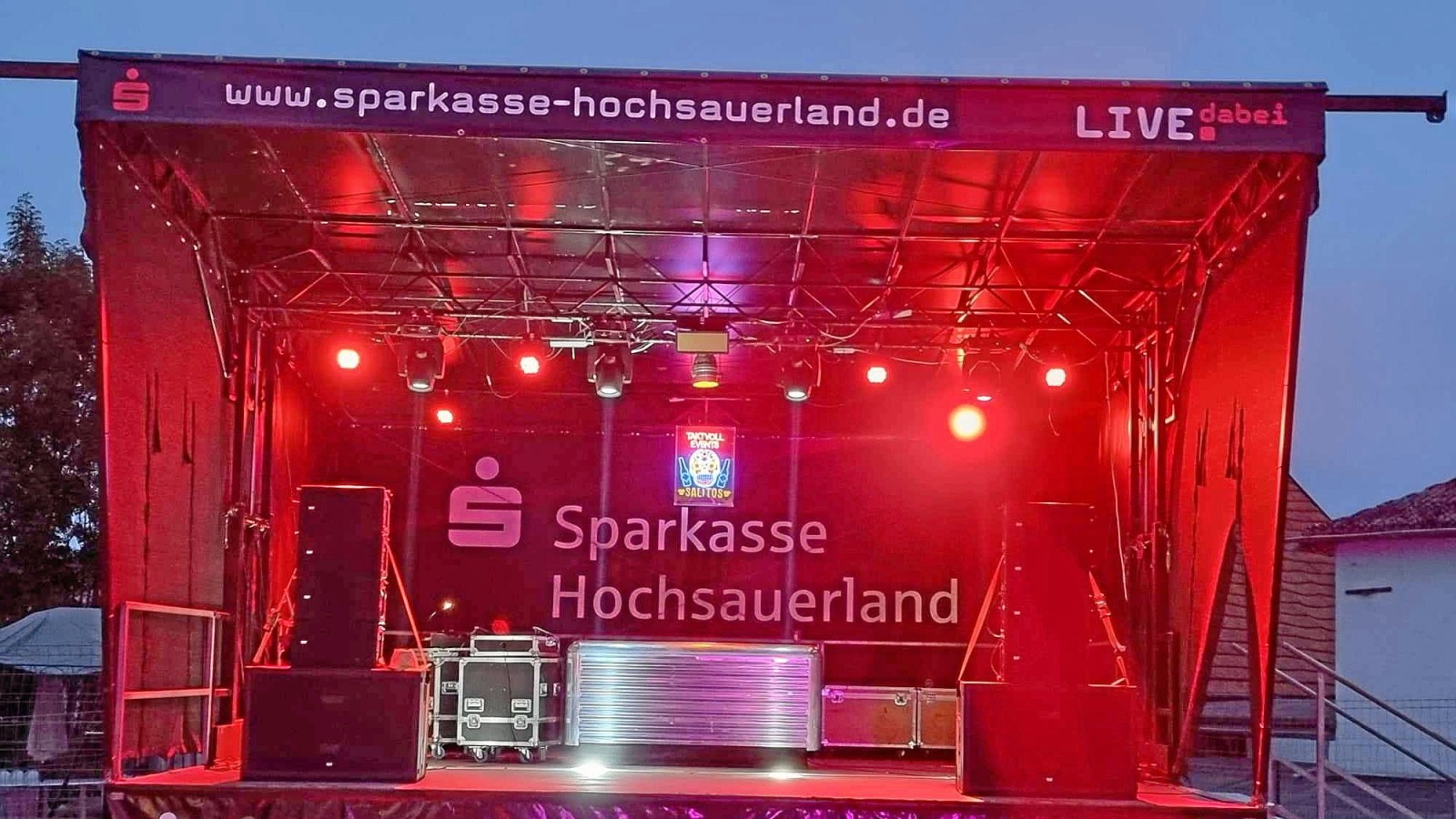 Bizarre Posse in Brilon: Kein Kump-Zelt auf Michaelis-Kirmes