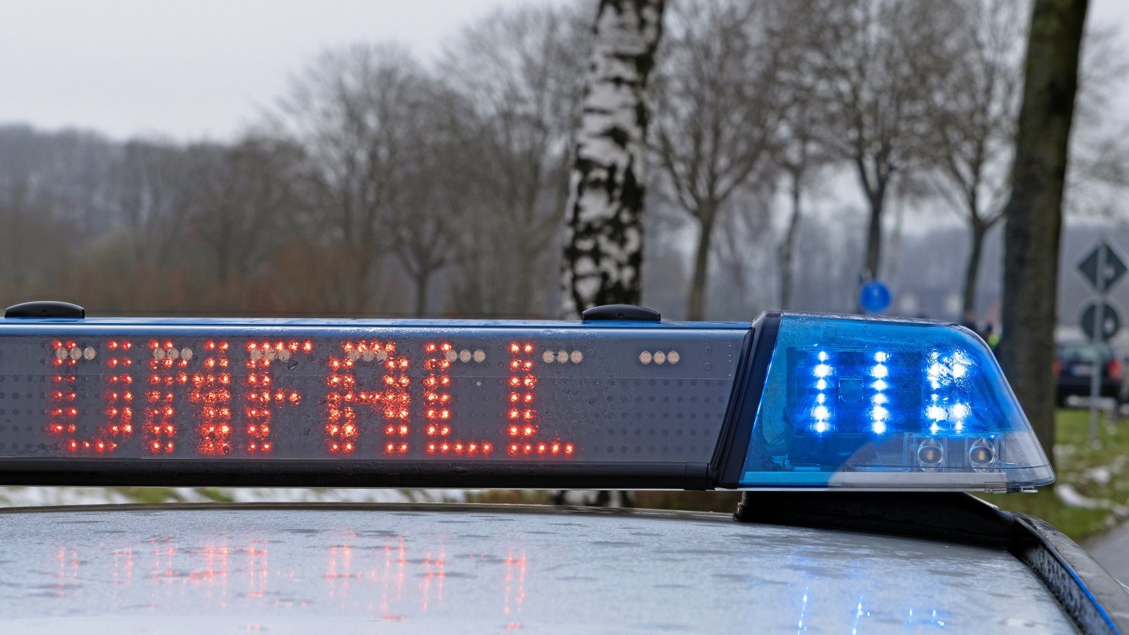 82-Jähriger missachtet Vorfahrt: Zwei Menschen bei Unfall im Landkreis Greiz verletzt