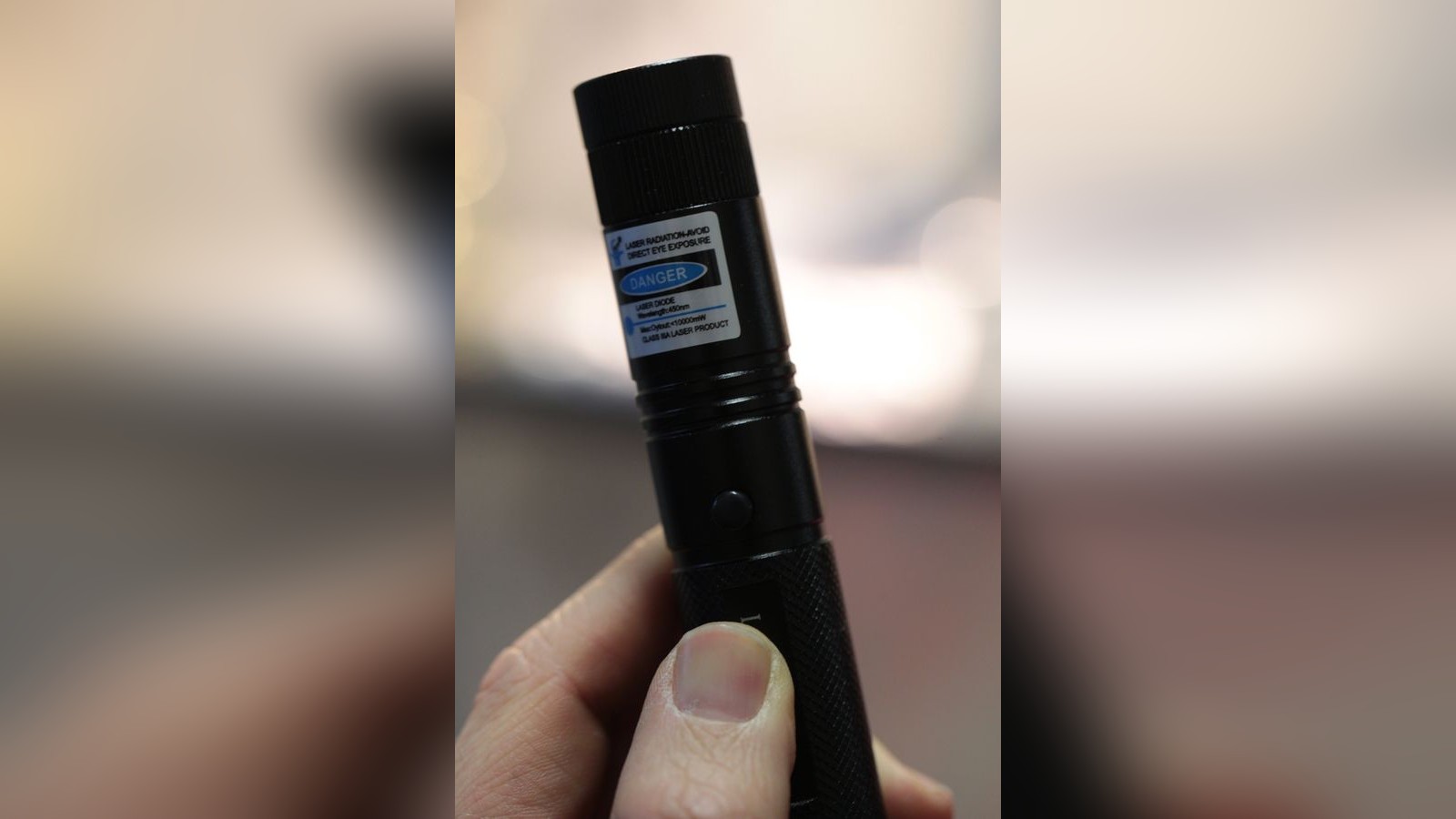 Hagen: Polizisten bei der Fahrt mit Laserpointer geblendet