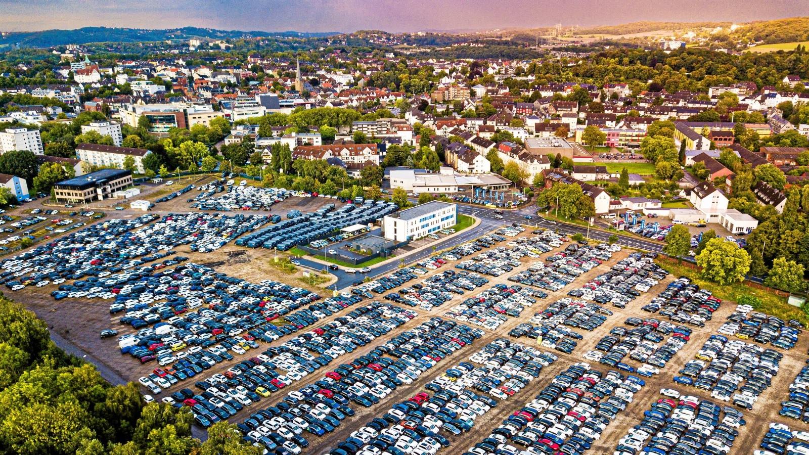 Autolager in Hattingen: „Übergangslösung“ kann Jahre dauern