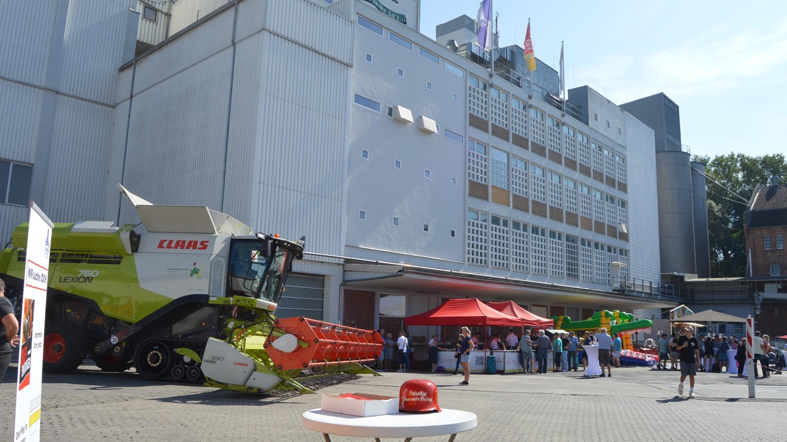 Hunderte wollen einen Blick in die Mühle in Flechtorf werfen
