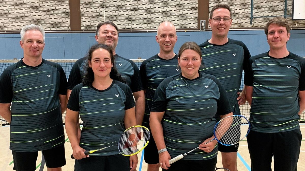 Verstärktes Badmintonteam der Eintracht mit gelungenem Start
