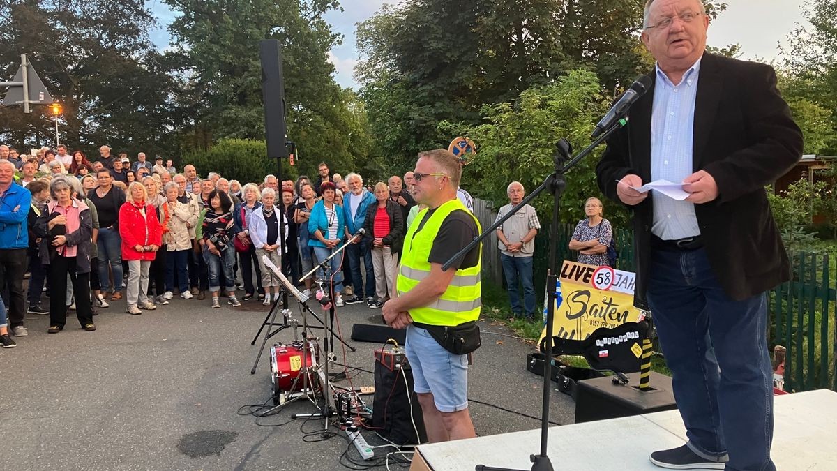 Fotos: Demo zum Erhalt des Krankenhauses in Pößneck
