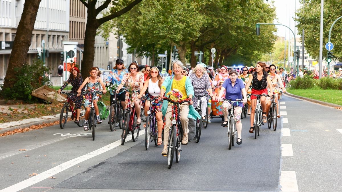 Fancy Woman Bike Ride