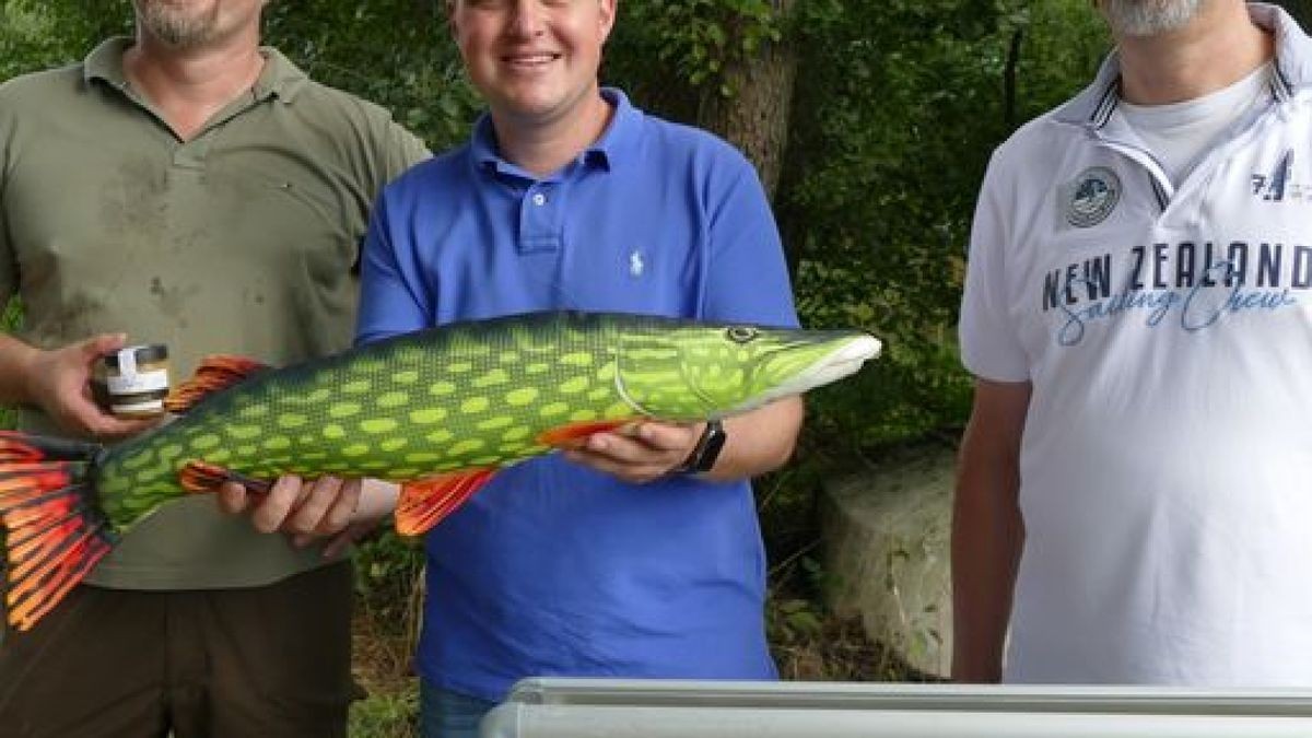 Streuobstwiesenfest in Hillerse begeistert mehr als 150 Besucher