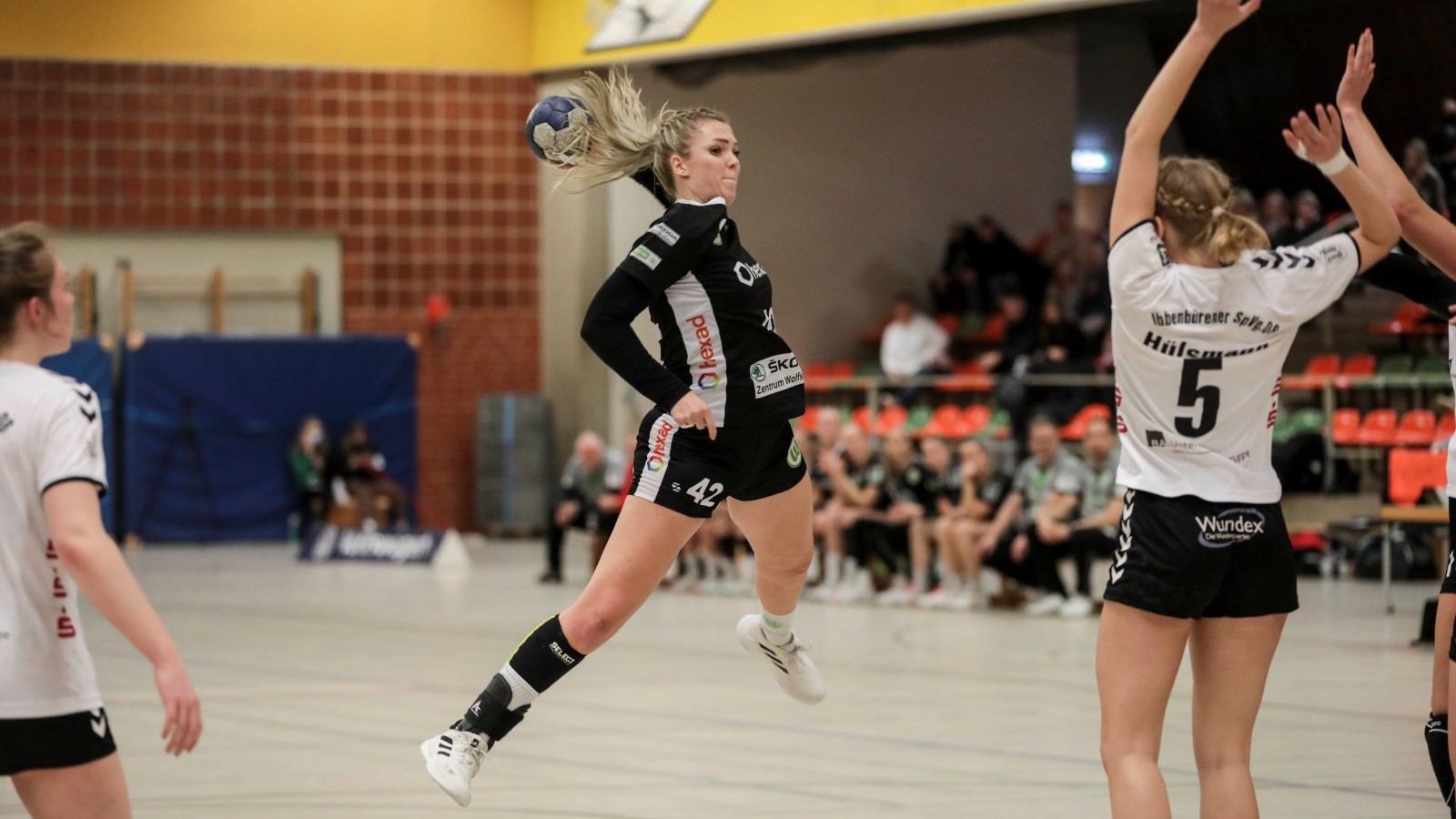 Lena Witzke übernimmt den VfL Wolfsburg