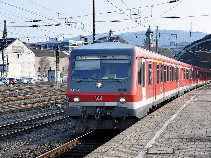 Regionalexpress RE17: Frust über mangelnde Infos der Bahn