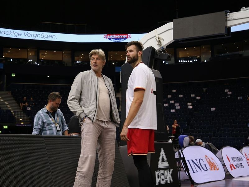 Basketball-Vater-Sohn-Gespann: Was Marc Suhr Leon Kratzer geraten hat