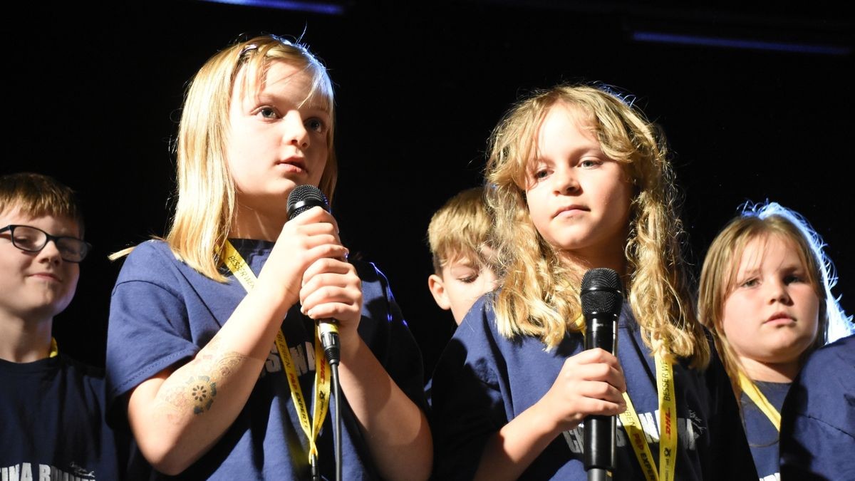 Großer Auftritt der Hörselschule mit Christina Rommel - Die Bilder