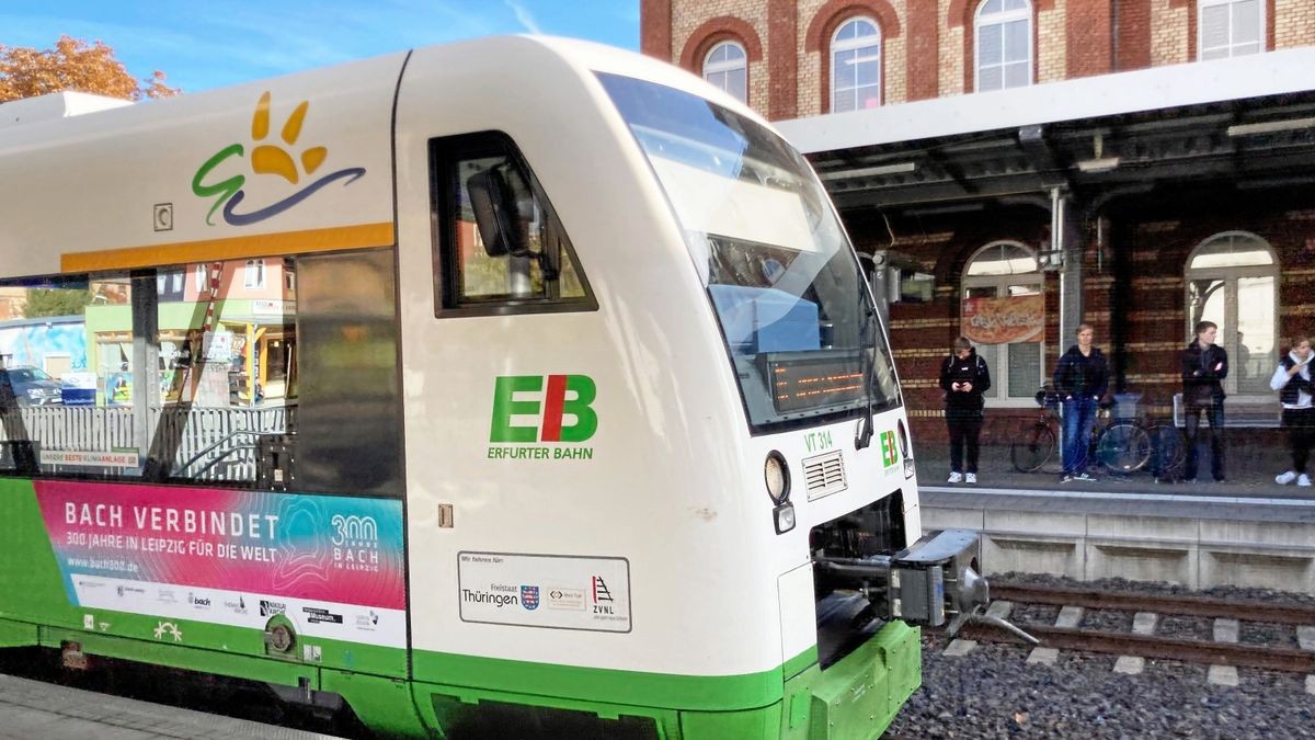 Jena-West: Großer Ärger über zu kurze Züge