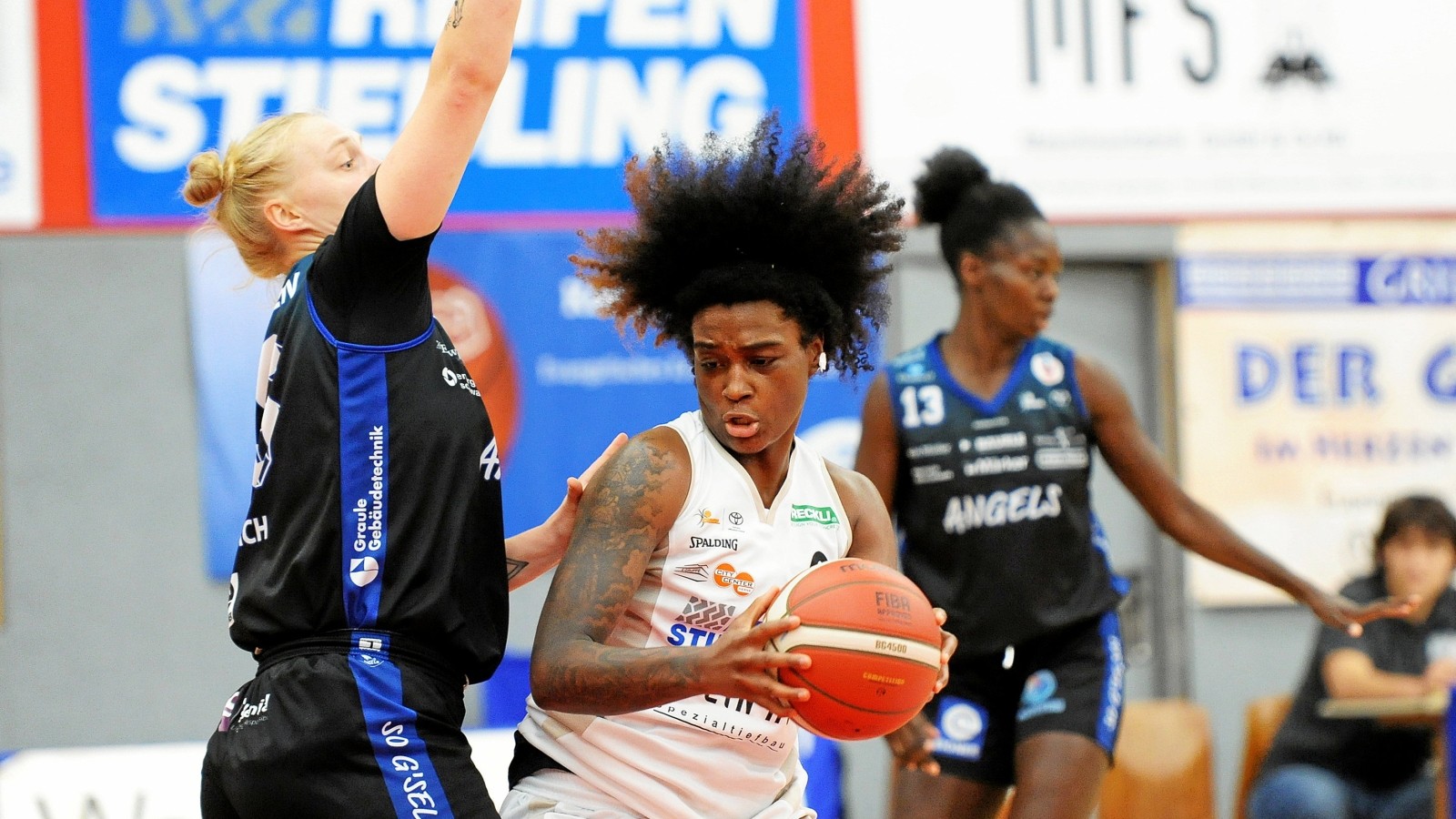 Herner TC: Sarah Polleros wirft erstmals auf den HTC-Korb