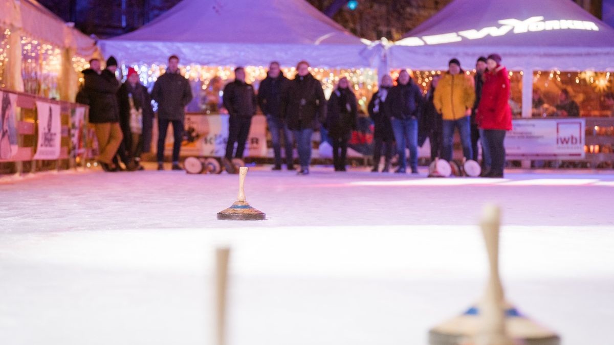 Anmelden für Eisstockschießen auf Braunschweiger Kohlmarkt