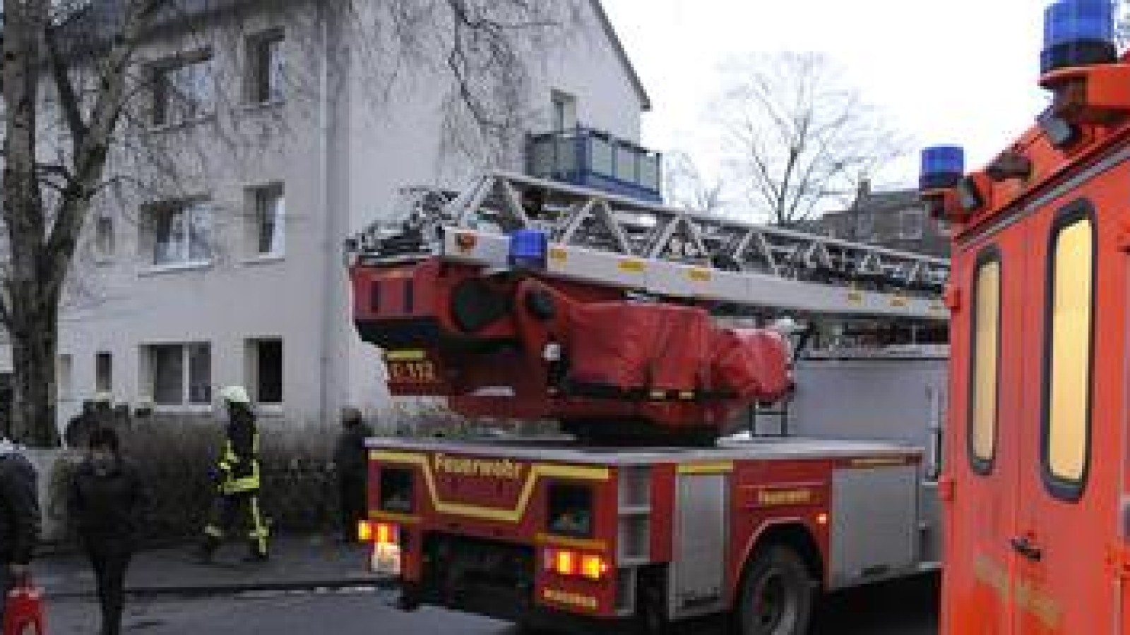 Frau stirbt bei Wohnungsbrand