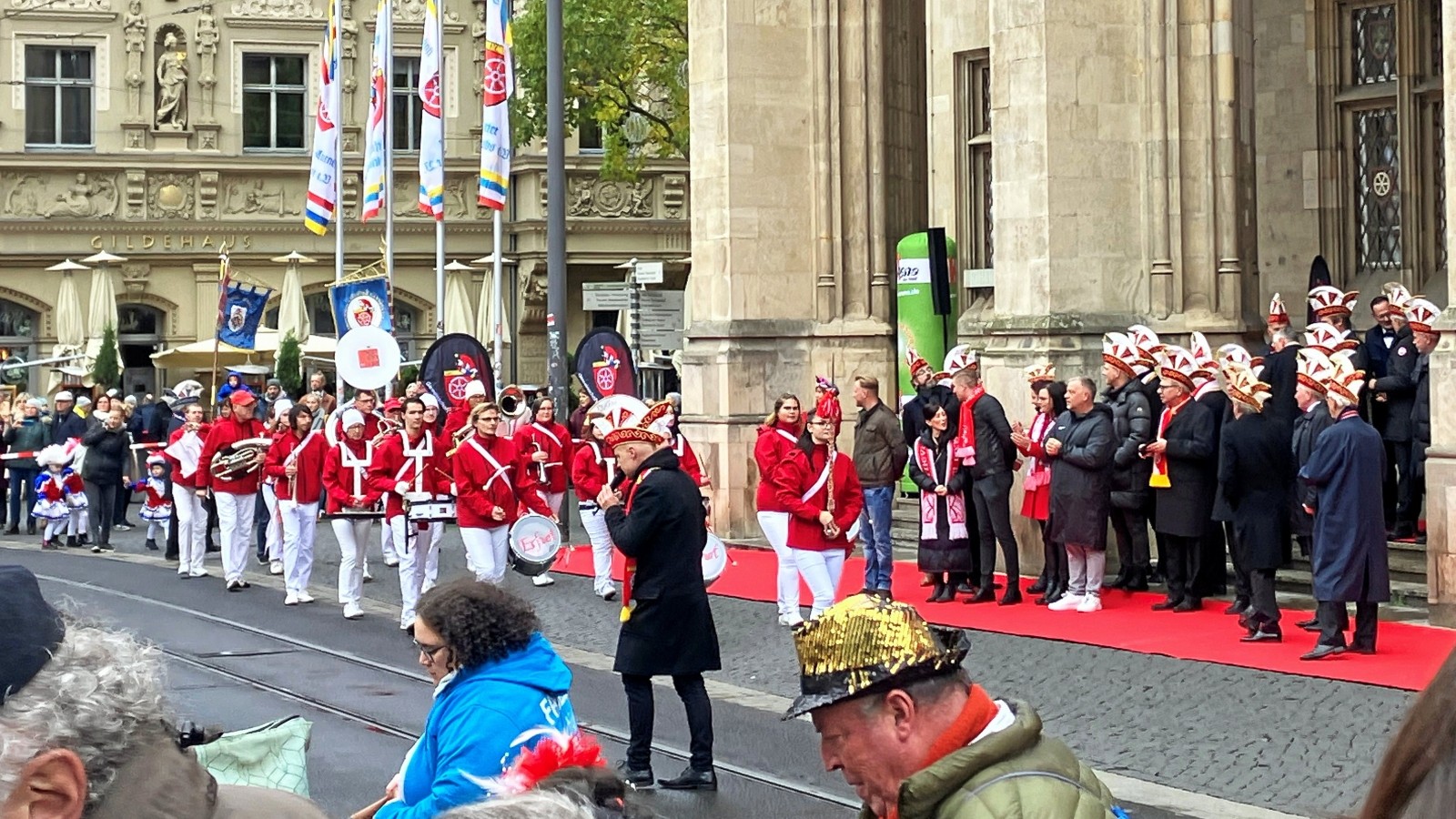 Pfannkuchen bis zum Abwinken: Wie die Erfurter Karnevalisten den 11.11 ...