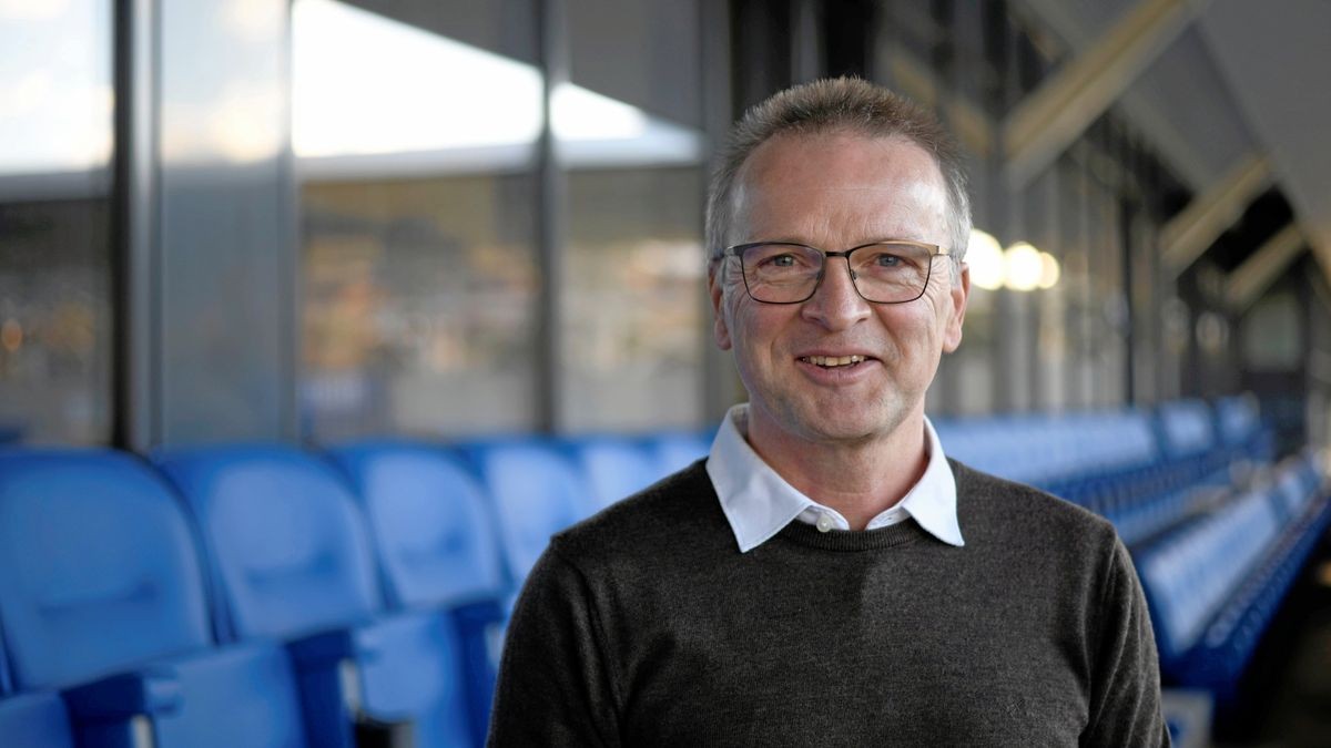 Rüffel von Otto Rehhagel für Stefan Böger: Wie einst beim FC Carl Zeiss ...