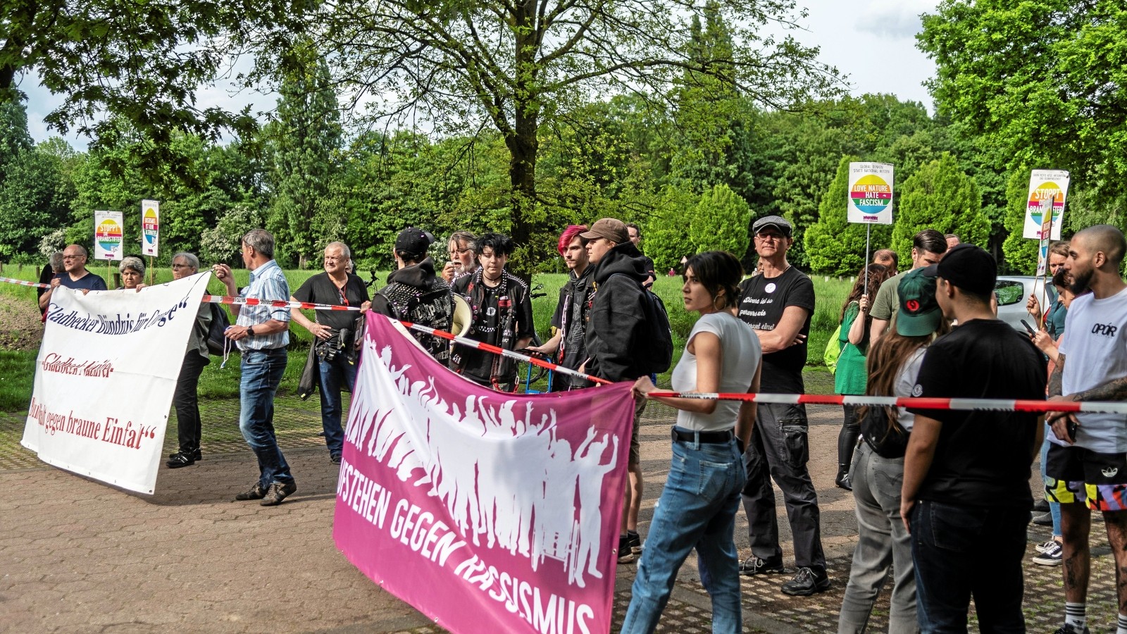 Bündnis demonstriert gegen AfD-Bürgerdialog in Gladbeck